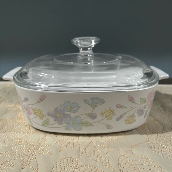 Corningware | Kitchen | Corning Ware A2b Floral Pastel Bouquet 2 Liter ...